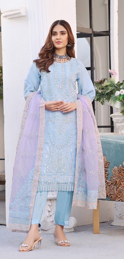 𝗖𝗘𝗠𝗔𝗟 – 𝟬𝟭 – Fashion