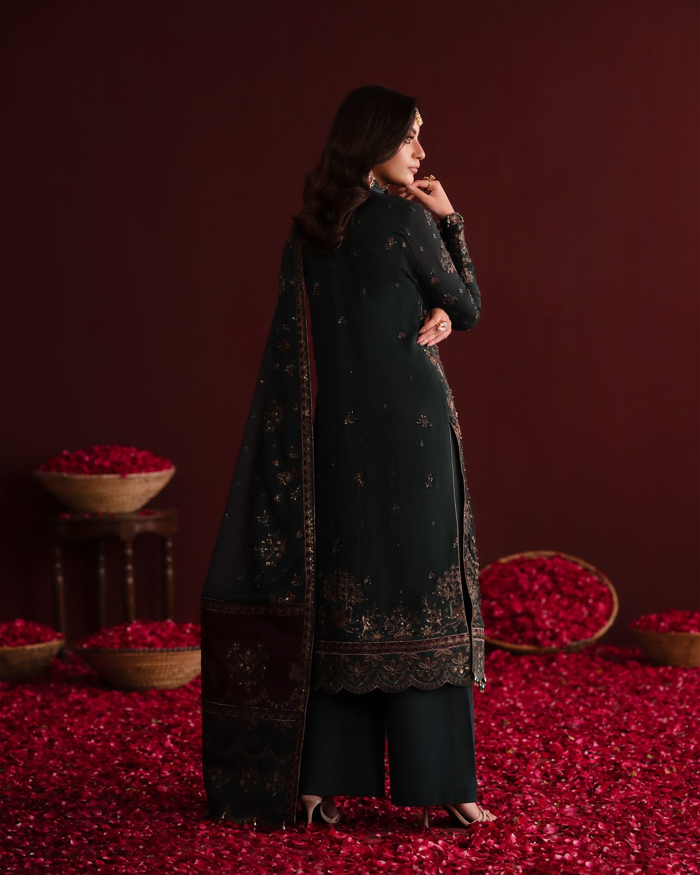 𝗡𝗢𝗢𝗥𝗘𝗦𝗛𝗔 | 𝗞𝗔𝗩𝗬𝗔 – Fashion